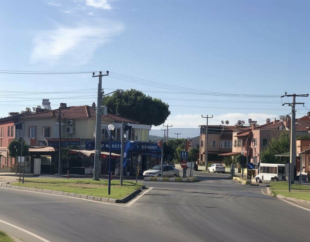 Market Elif Market, Burhaniye, foto