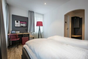 Hotel Euler (Talstraße No:40, Homburg), otel  Homburg'dan
