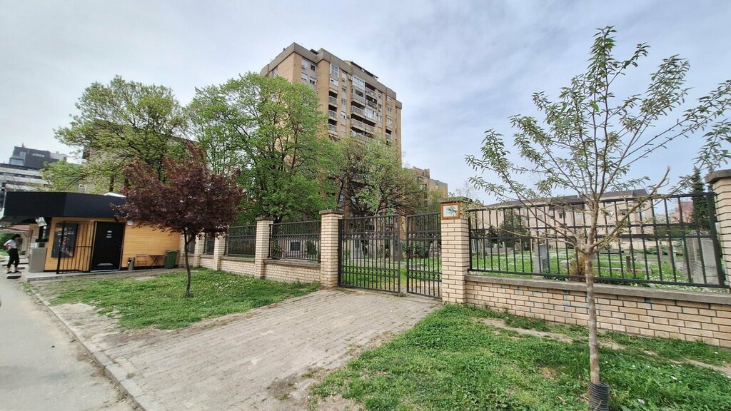 Mezarlıklar Грко-католичко гробље, Novi Sad, foto