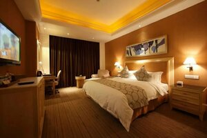Zhongsu Shipu Hotel (Zhejiang Province, Sub-provincial city Ningbo, gorod Yuyyao), otel  Yuyao'dan