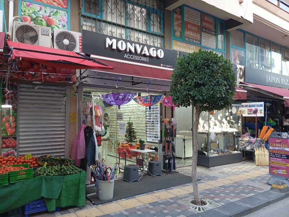 Bijuteriler Monvago Accessories, İzmir, foto