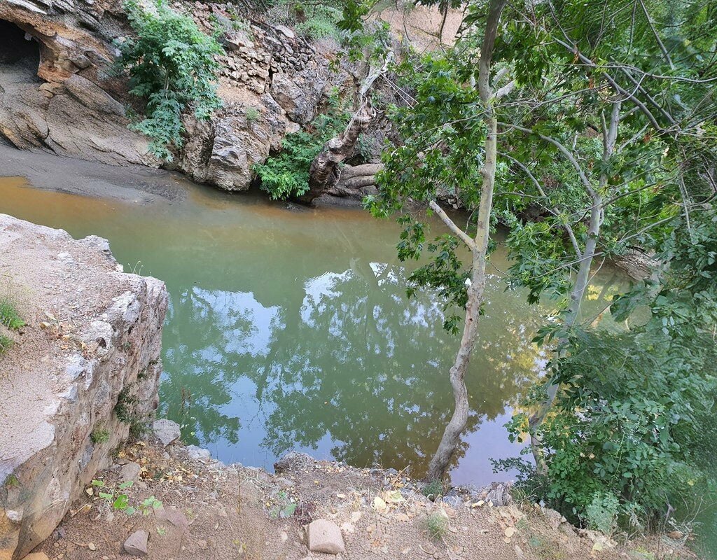 Turistik yerler Çınaraltı Piknik Alanı, Doğanşehir, foto