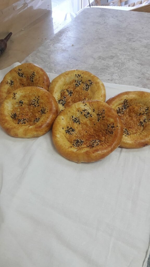 Ekmek fırını Лепешки и Самса из Тандыра, Çeliabinskaya oblastı, foto