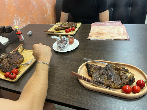 Kafe Мангал, Kinel, foto