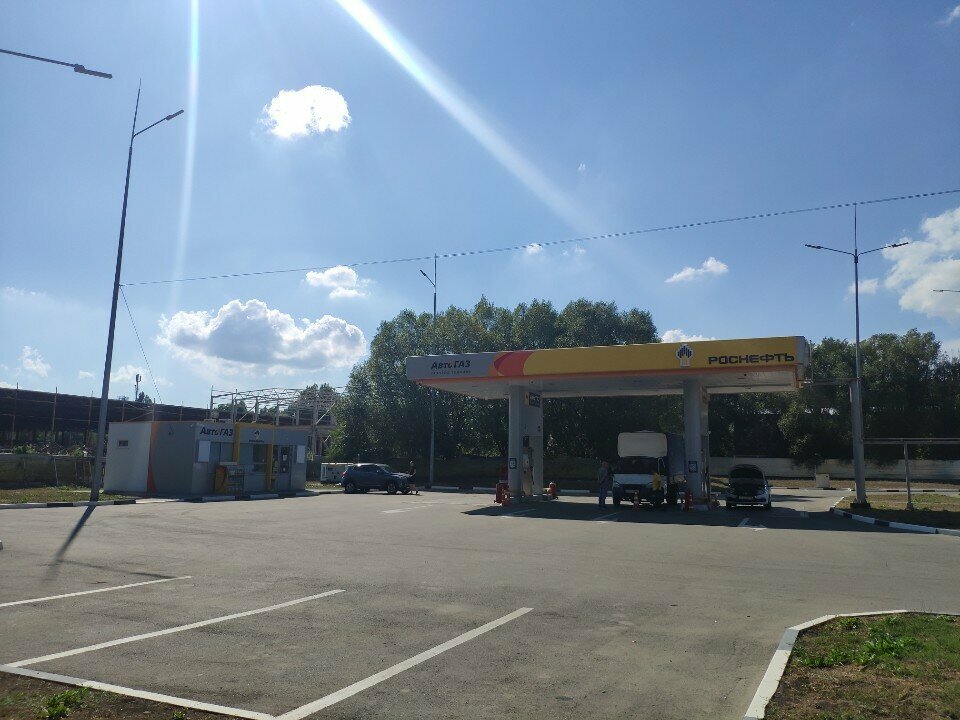 Benzin istasyonu Rosneft, Stavropol, foto