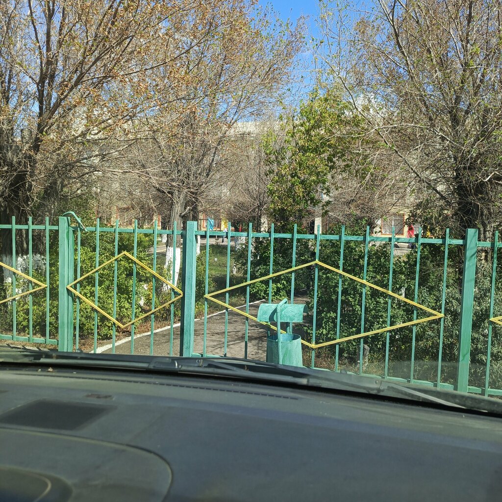 Ortaokul No. 3 Secondary School, Karajal, foto