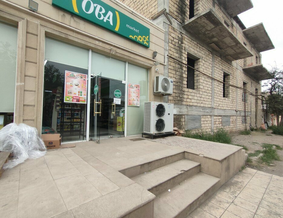 Market Oba, Gence, foto