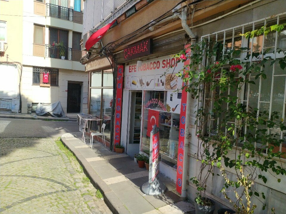Mini-market Efe Tobacco Shop, İstanbul, foto
