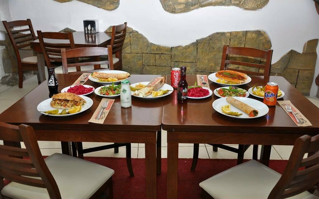 Restoran Edip Usta Kebap Restaurant, Mersin, foto