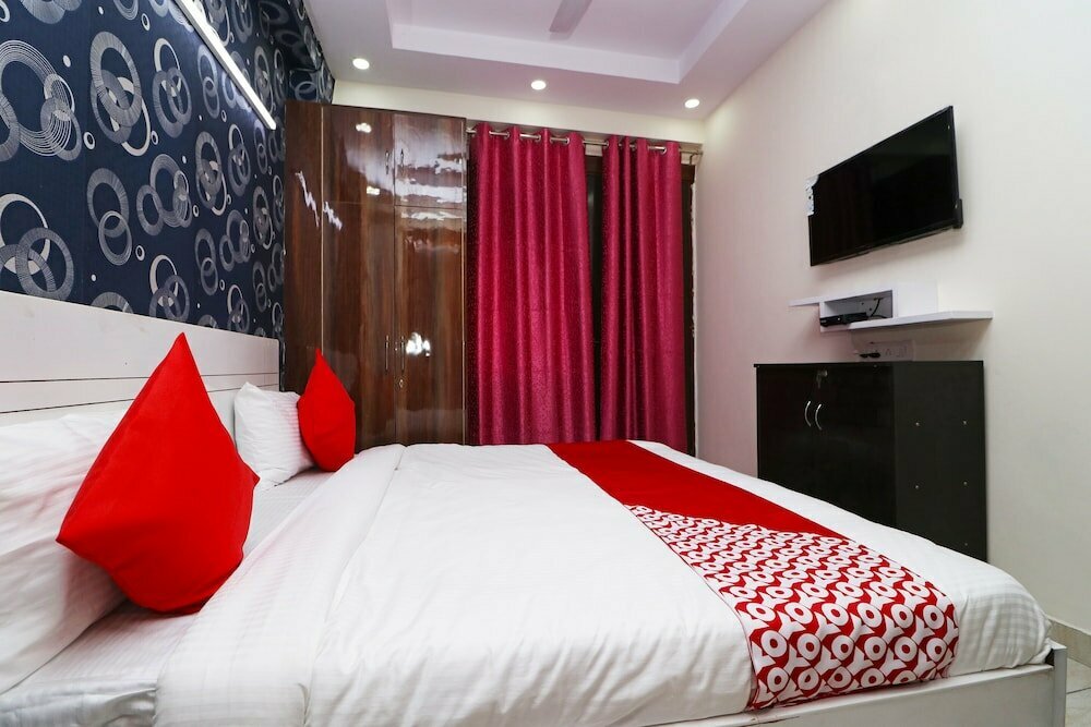 Otel Oyo 29362 Angel Pink Hotel, Uttar Pradeş, foto