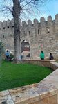 Salyan Gate (Neftchilar Avenue No:1, Baku), turistik yerler  Bakü'den