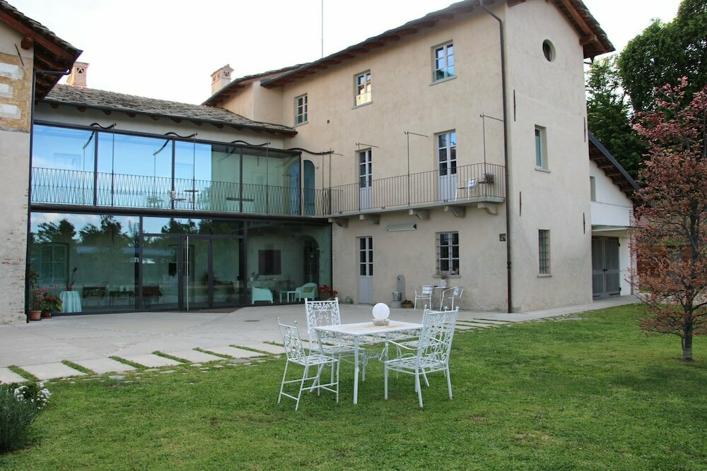 Otel Casa Torre Allera, Piyemonte, foto