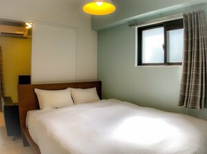 Residence Hotel Hakata 13 (Fukuoka Prefecture, Fukuoka, Airport Line, Tenjin metro station), otel  Fukuoka'dan