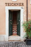 Teichnersuite (Piazza di San Lorenzo in Lucina No:14), otel  Roma'dan