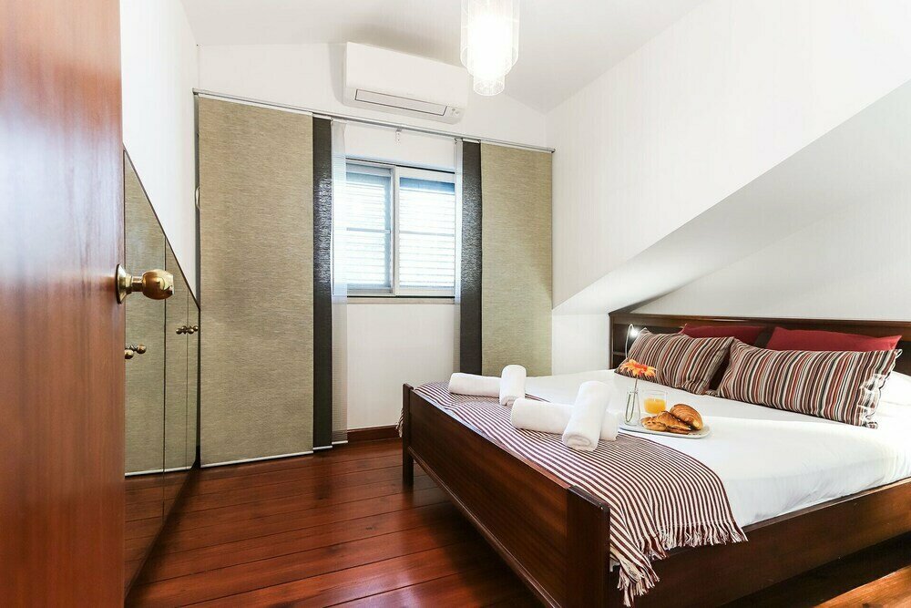 Otel AV. Liberdade Duplex by Homing, Lizbon, foto