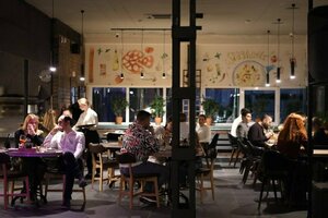 Bravo Italia (Pravaya Embankment No:9к2, Kaliningrad), kafe  Kaliningrad'dan