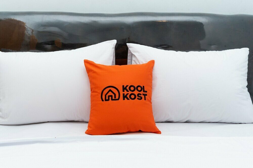 Otel KoolKost near Margo City Mall, Depok, foto