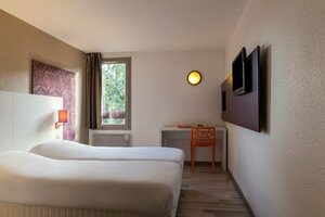 The Originals City, Hôtel Mulhouse Est (Grand Est, Haut-Rhin, Arrondissement de Mulhouse, Rixheim, Petit Chemin de Sausheim, 1), otel