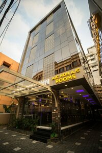 Oak Field Inn (Kochi, Nettipadam Road), otel  Kochi'den