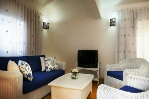 Condo Hotel Playa Las Ballenas by The Oxo House (L1, estación Francisco Alberto Caamaño), otel  Las Terrenas'tan