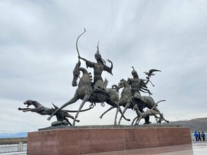 Asya Kıtasının Tam Ortası (Republic of Tuva, Kyzyl, naberezhnaya imeni K.S. Shoygu), anıt, heykel  Kızıl'dan