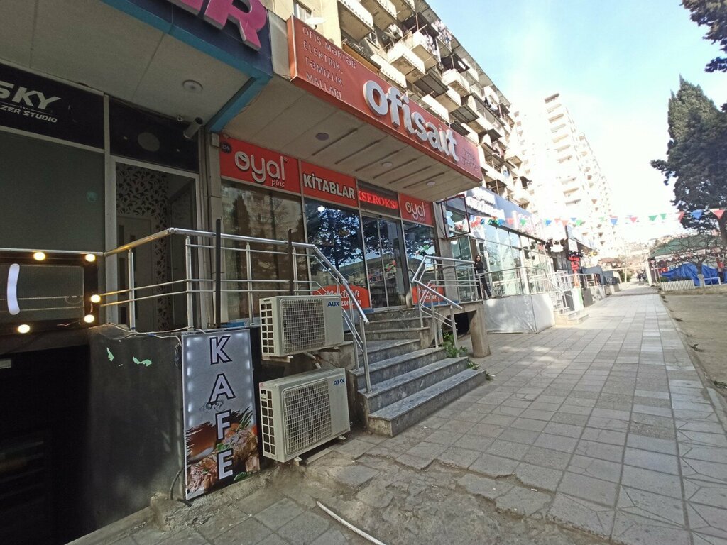 Kırtasiyeler Ofisait, Bakü, foto