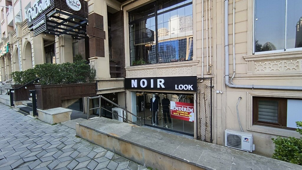 Giyim mağazası Noir look, Bakü, foto