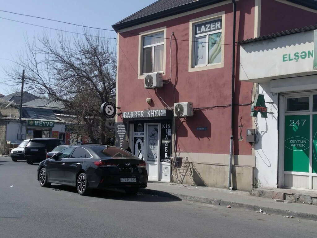 Berberler Barbeshop, Bakü, foto