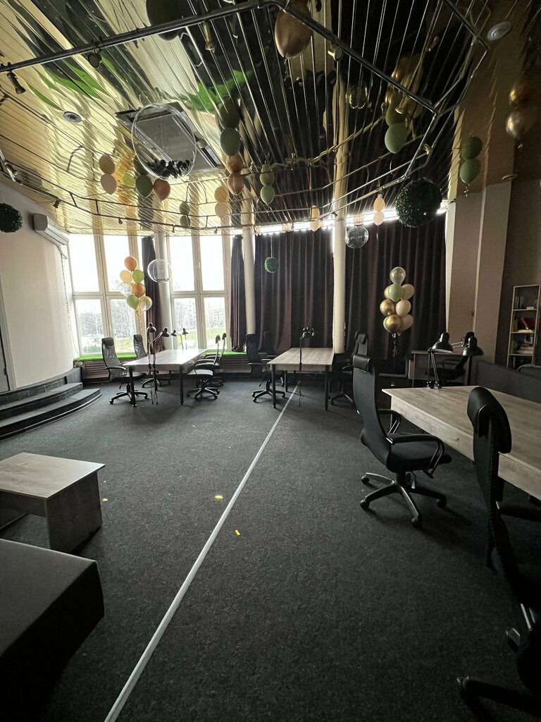 Paylaşımlı ofis Среда, Nijnekamsk (Tüben Kama), foto