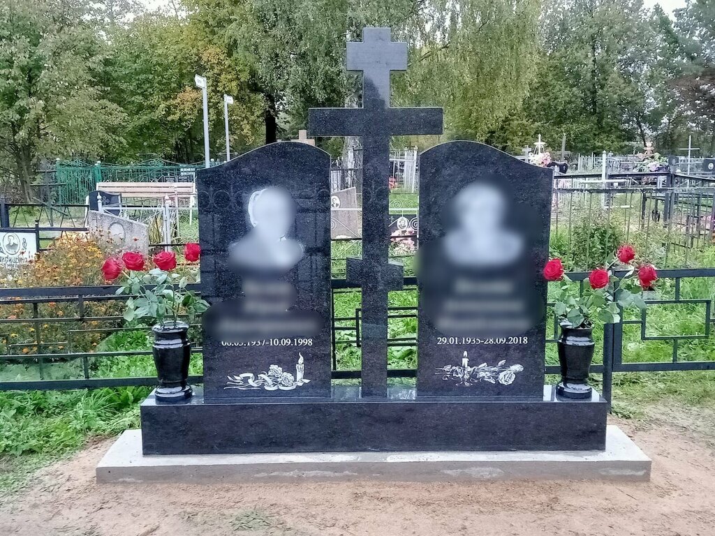 Heykel ve mezarlık taşı üreticileri Мир камня и цветов, Dubna, foto