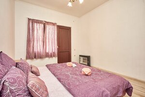 Ахимса Сухум (ulitsa B. Adleyba No:201, Sukhumi), otel  Suhum'dan