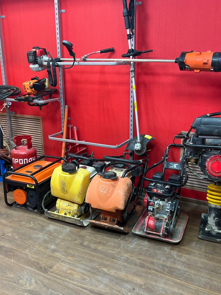 Kiralama noktası Ekb prokat, Yekaterinburg, foto