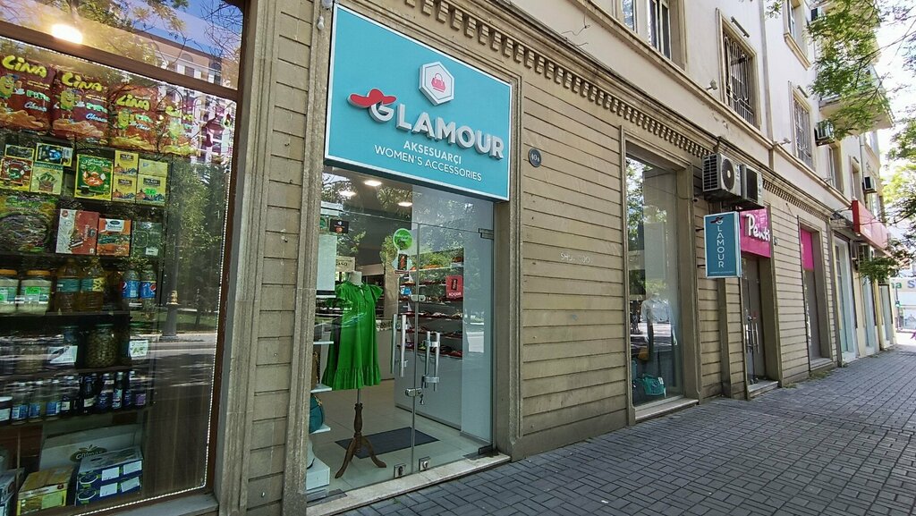 Tuhafiyeler Glamour, Bakü, foto