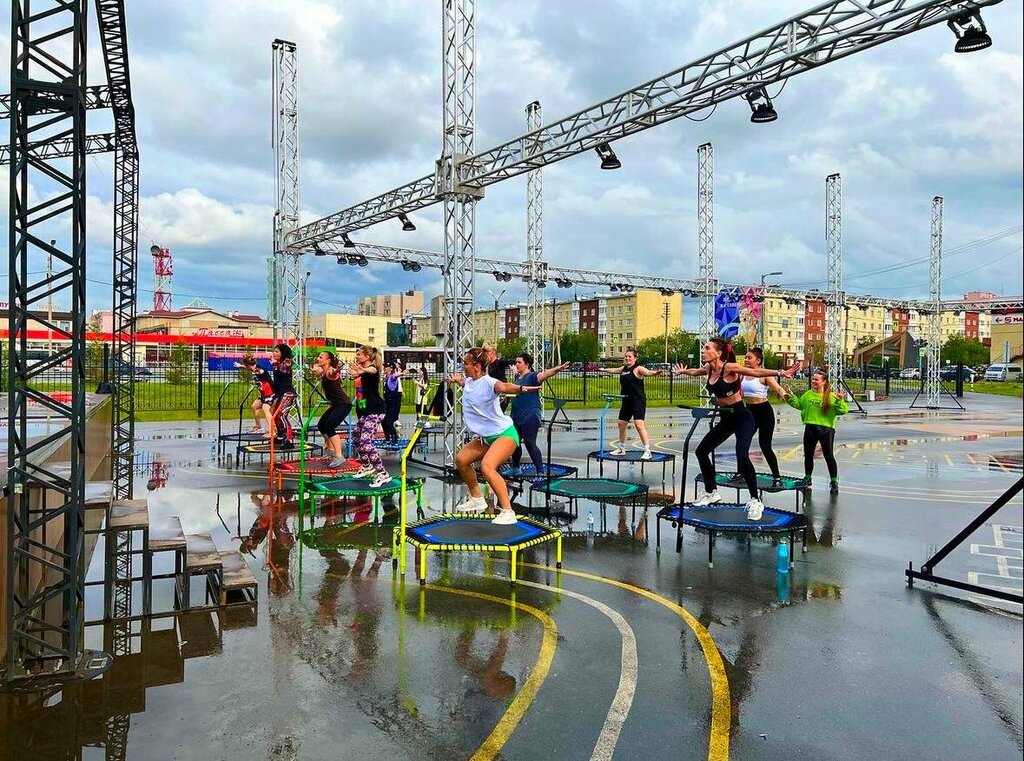 Trambolin merkezi Jumping Fitness, Novy Urengoy, foto