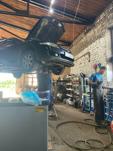 Servise car (ulitsa Mira No:35, rabochiy posyolok Voskresenskoye), otomobil servisi  Nijegorodskaya oblastından