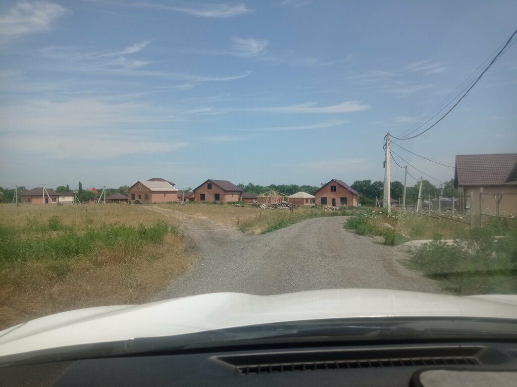 Yazlık ev inşaatı Хутор Сорокин, Krasnodarski krayı, foto