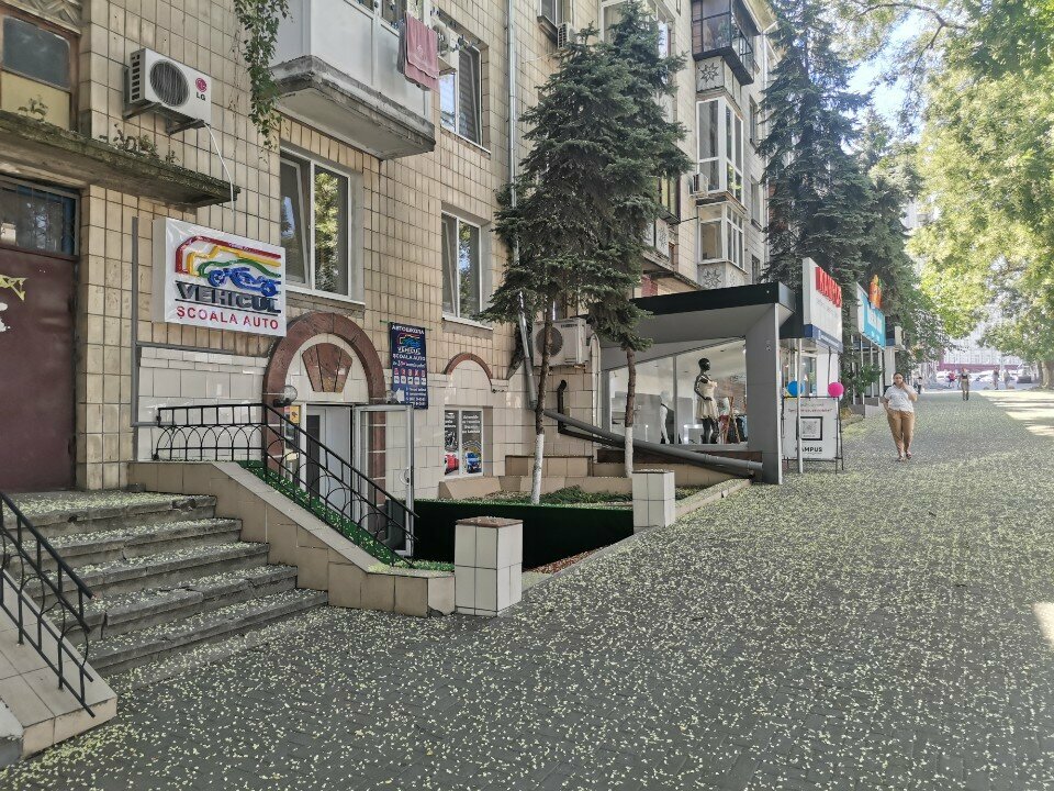Sürücü kursları Vehicul, Kişinev, foto