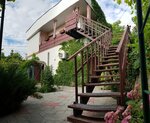 Гостевой дом на Сиренной 1 (Сиренная улица No:1), konuk evi  Feodosya'dan (Kefe'den)