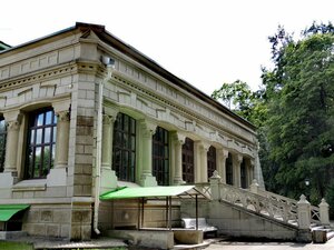 Дворцово-парковый комплекс Козел-Поклевских (vulica L.V. Isajeva No:14, agragaradok Krasny Bierag), müzeler ve sanat galerileri  Gomelskaya oblastından