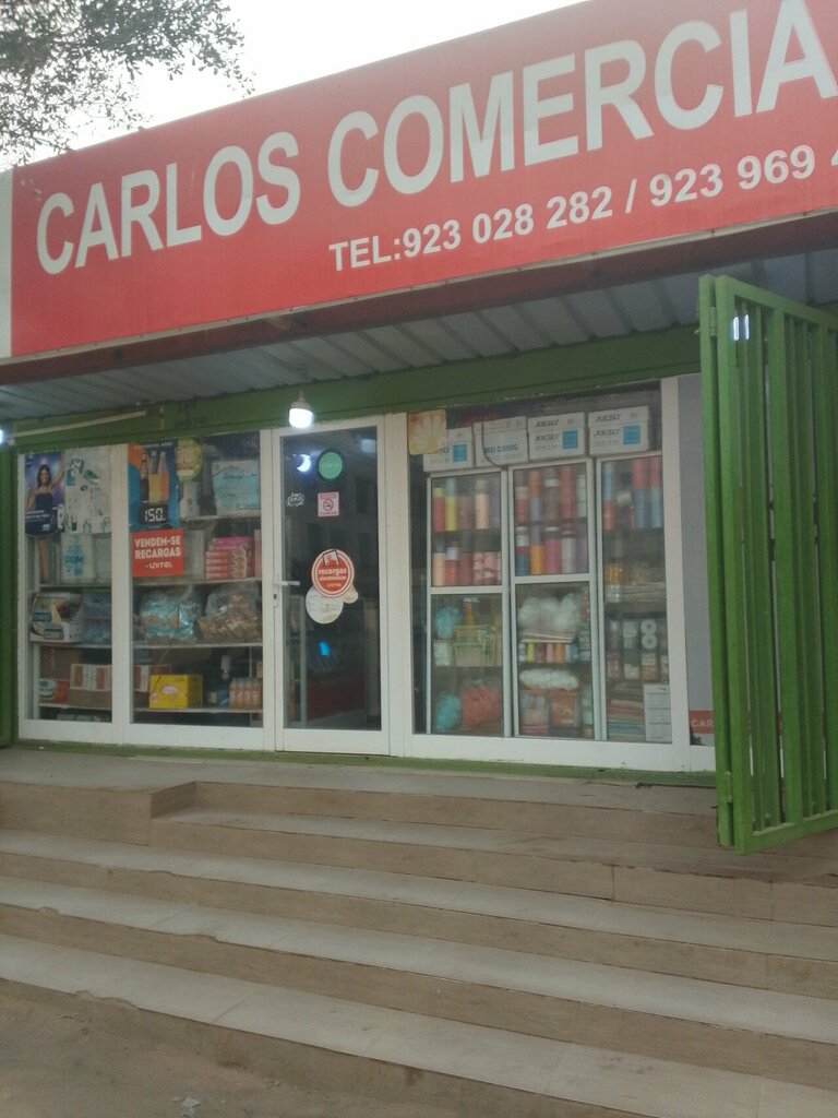 Büyük mağazalar Mini mercado, Loanda, foto