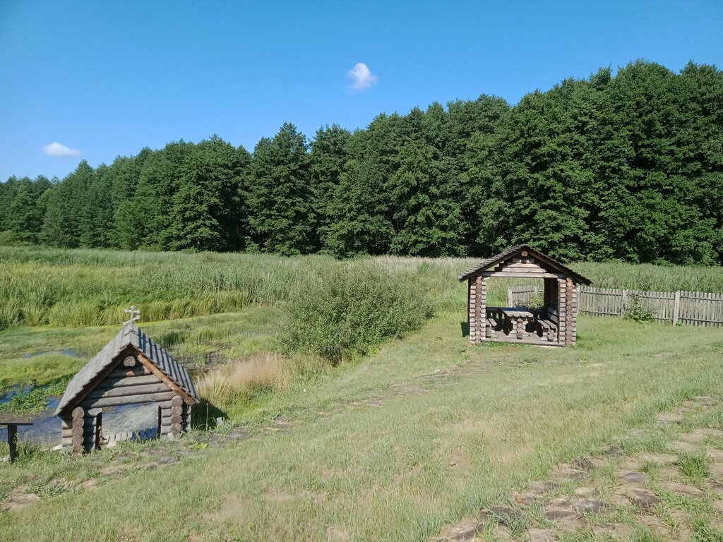Şapel, haç anıtı Часовня Илии Пророка, Belgorodskaya oblastı, foto