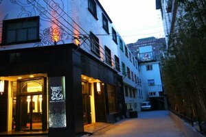 Elegance Bund Hotel (138 Guangdong Road, Huangpu District), otel  Şanghay'dan