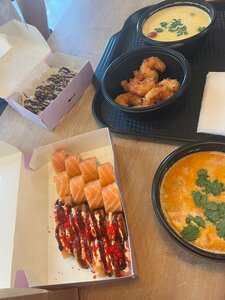 Up Sushi (Arkhangelskaya ulitsa No:6, posyolok Ilyinskoye-Usovo), suşi restoranı  Moskova ve Moskovskaya oblastından