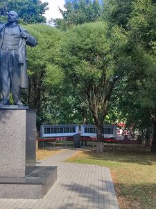 War Memorial (Minskaja region, Kapyl), anıt, heykel  Kopyl'den