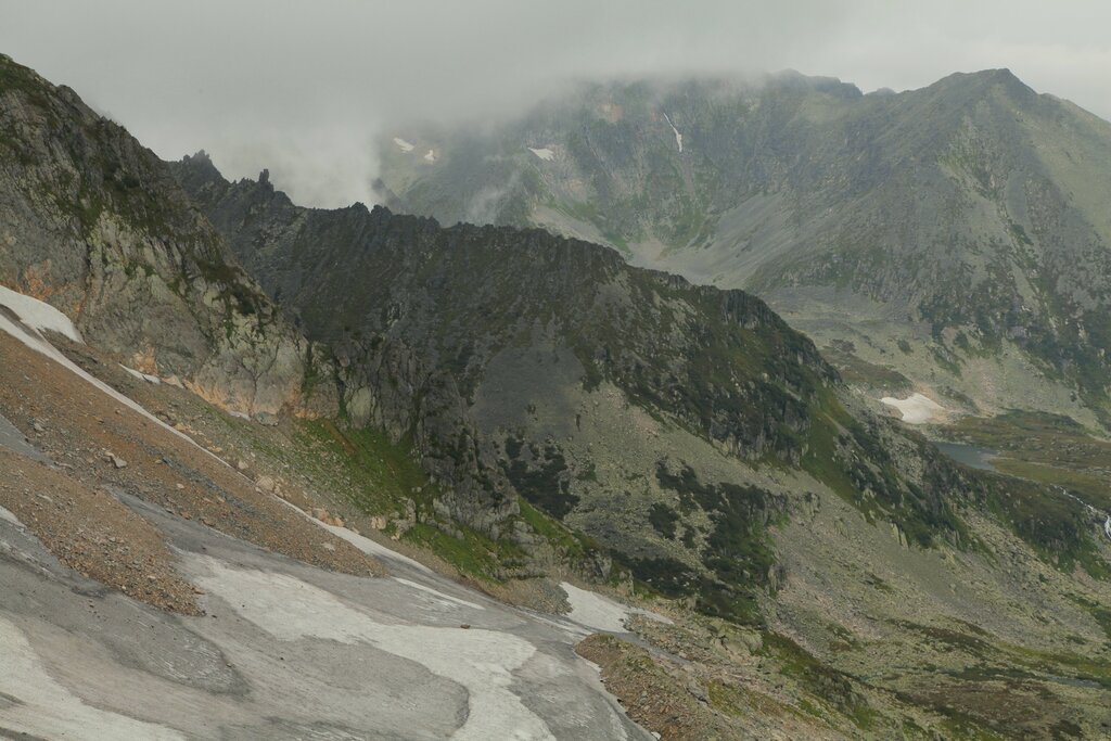 Dağ geçidi Перевал НГПИ, Hakasya, foto