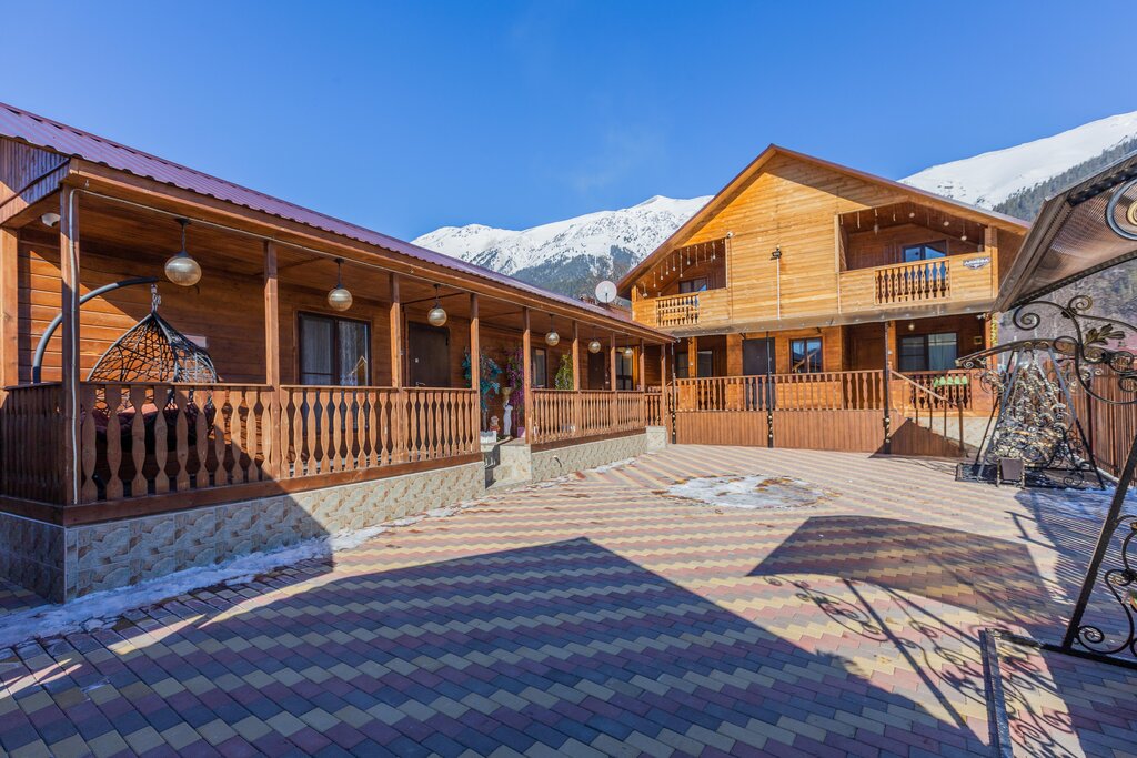 Konuk evi Gornyij Raj, Karaçay‑Çerkez Cumhuriyeti, foto