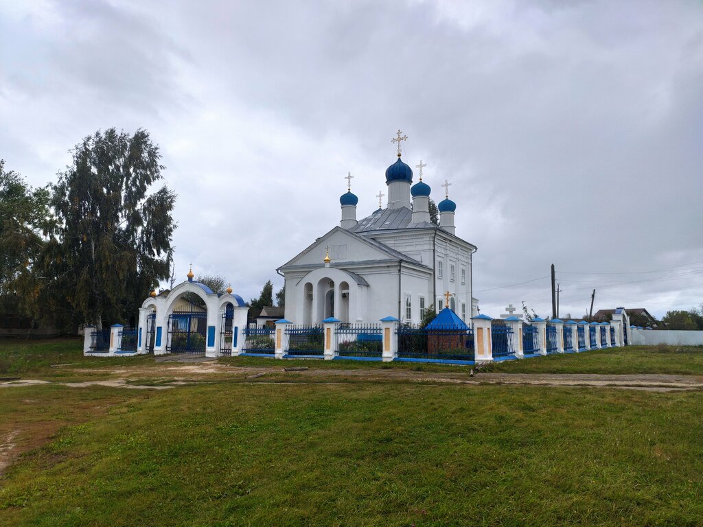 Ortodoks kiliseleri Tserkov Nikolaya Chudotvortsa V Kolopino, Mordovya, foto