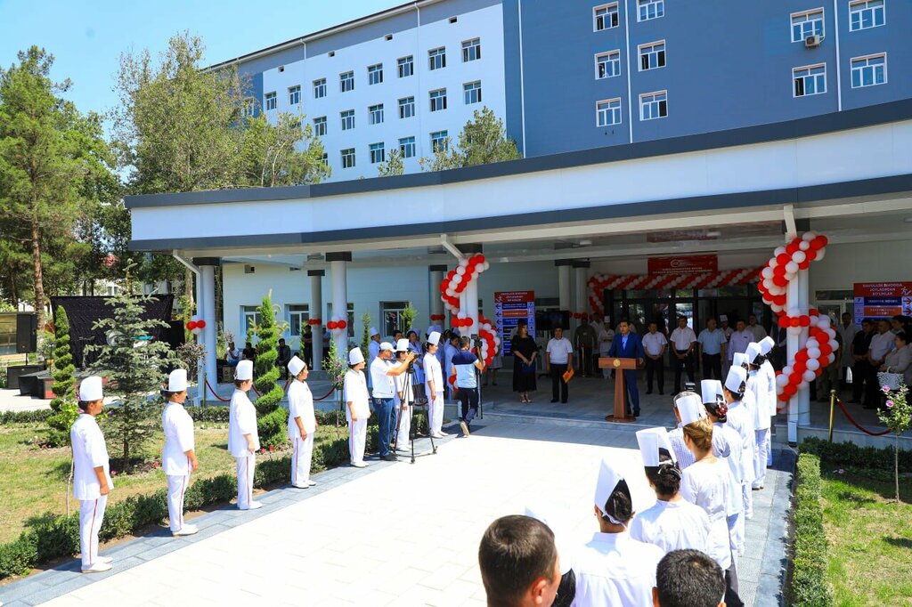 Eczaneler Fayz Fergana Farm, Fergana, foto