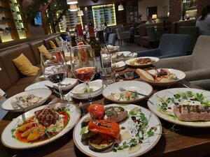 Toro Rosso (Ulyanovskaya ulitsa No:52), restoran  Syzran'dan