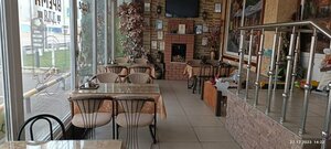 У Мамы (Sadovaya ulitsa No:280Б, stanitsa Voronezhskaya), kafe  Krasnodarski krayından